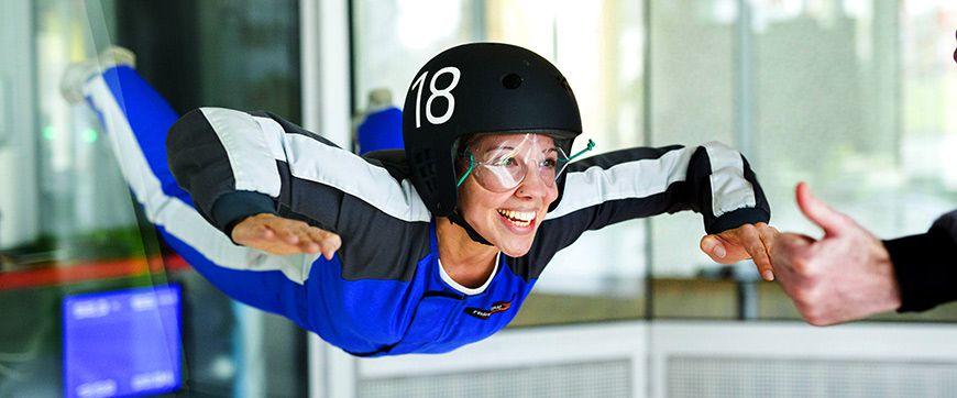 Bodyflying & Indoor Skydiving in deiner Nähe | Jochen Schweizer